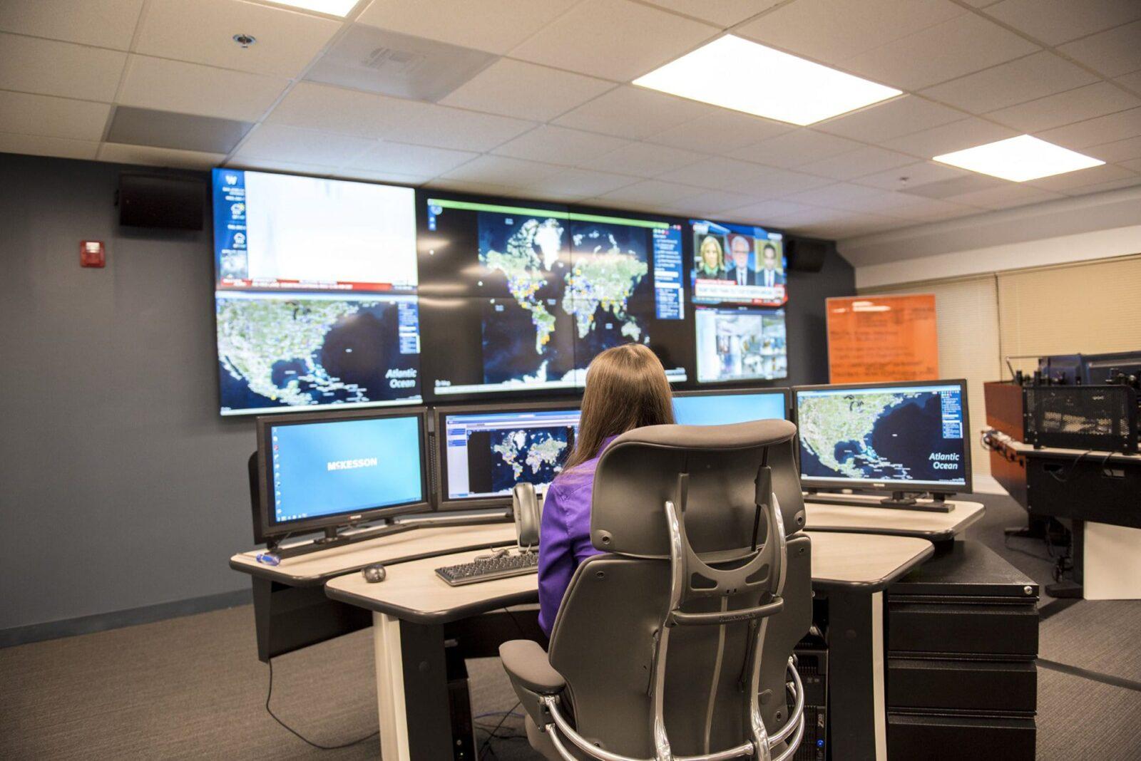 Video Walls 101: Learn about Visualization Systems | Haivision